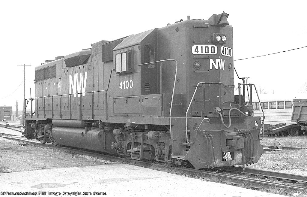 NW GP38AC 4100